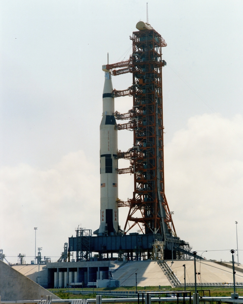 Free Apollo 10 at pad 39B - Classroom Clipart