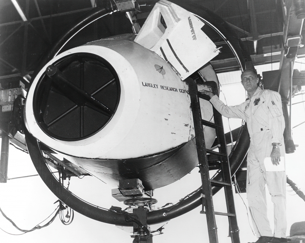 Apollo 7 Space Mission-apollo-7-835