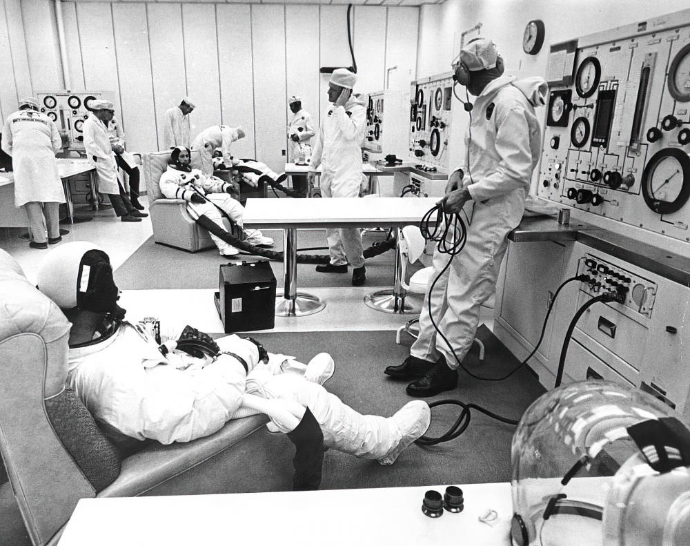 Apollo 7 Space Mission - apollo-7-941