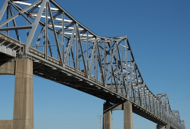 Highway truss bridge over the Mississippi Rive - Classroom Clip Art