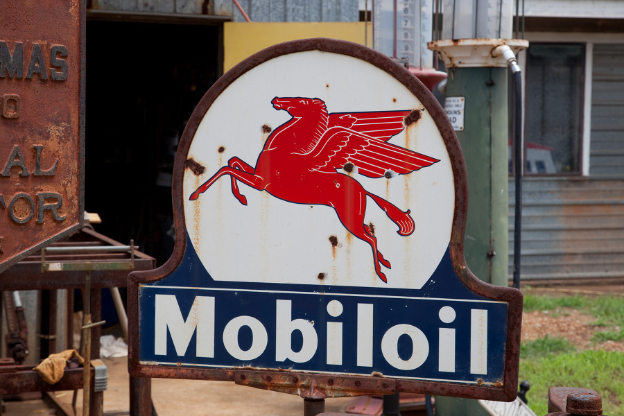 Historic Mobil Oil Sign Mooresville Alabama - Classroom Clip Art