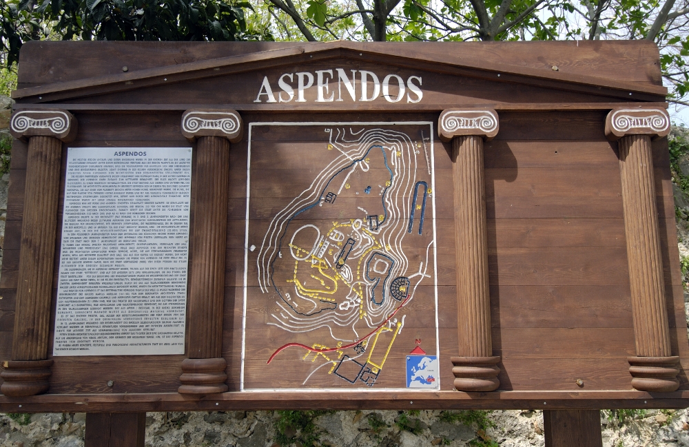 Free ruins aspendos turkey 01 - Classroom Clipart