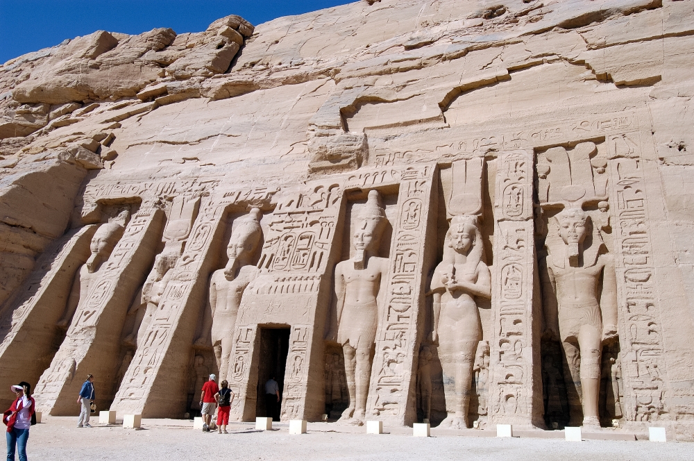 Abul Simbel-12 04