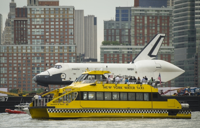Space Shuttle Enterprise Move to Intrepid - Classroom Clip Art