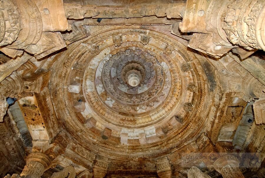 Torans inside Sabhamandapa at Sun Temple Modhera, India - Classroom ...