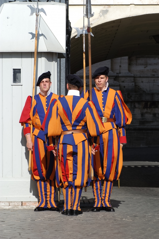 vatican swiss guards st peters rome italy photo 7573 - Classroom Clip Art