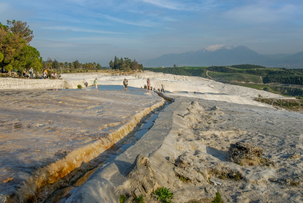 white travertine terraces at pamukkale turkey 0111c.tif - Classroom ...