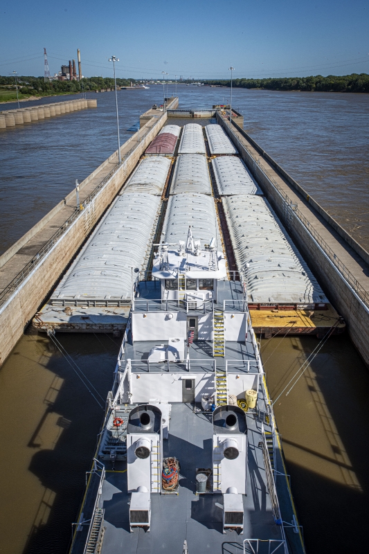 closeup view of barge on lock - Classroom Clip Art