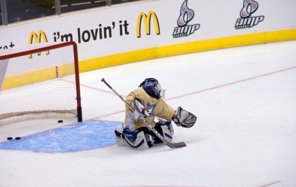 young hockey players practicing ice - Classroom Clip Art