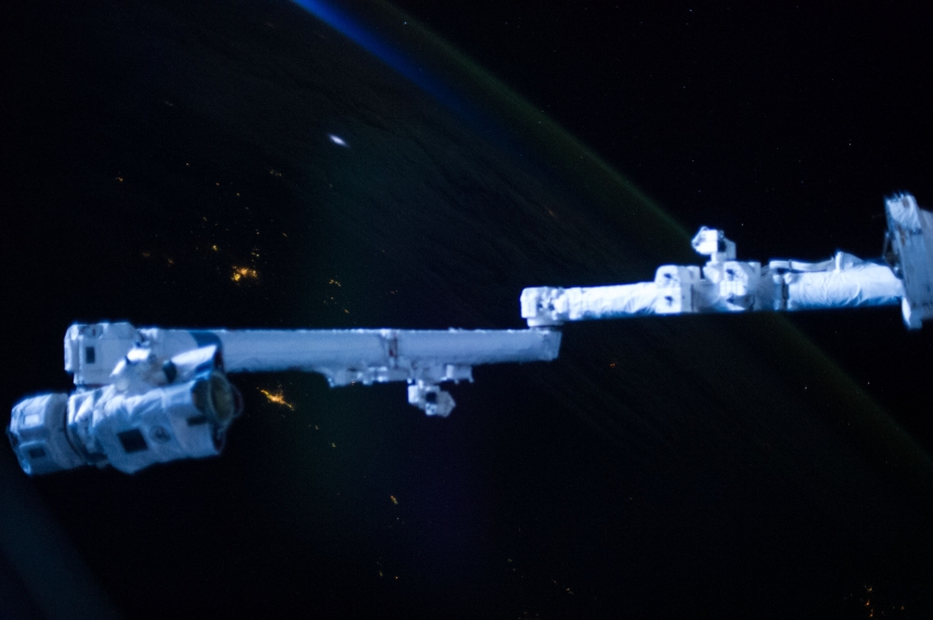 canadarm2 - Classroom Clip Art