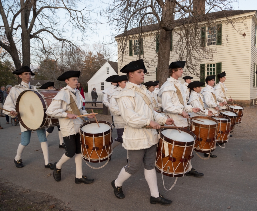 drum fife corps marches along a Colonial Williamsburg Virginia ...