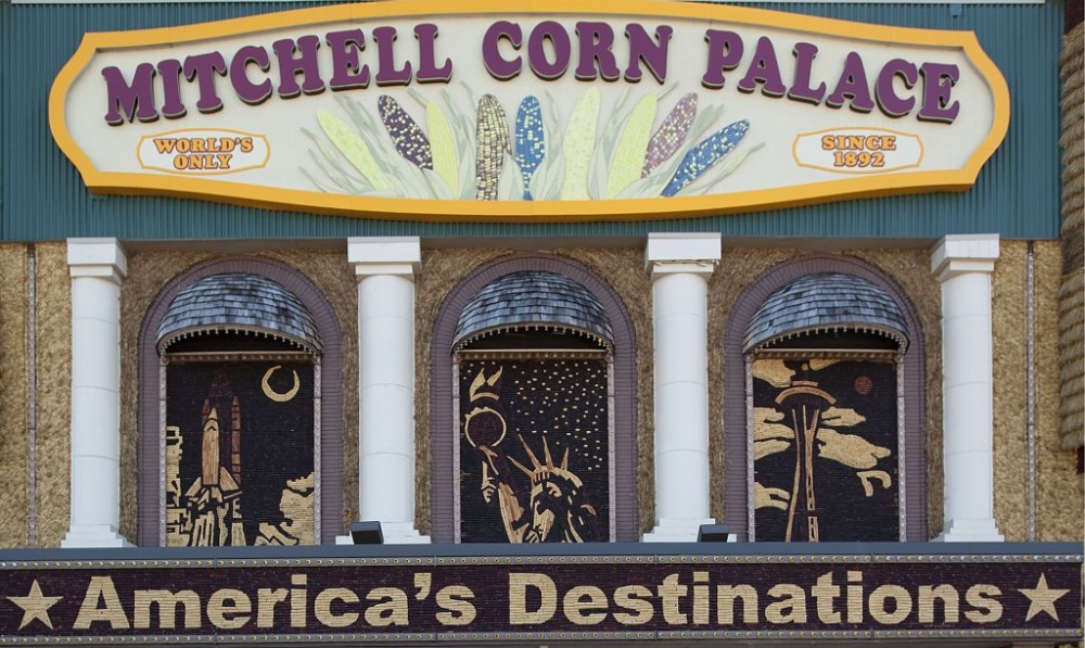 South Dakota Corn Palace - Classroom Clip Art