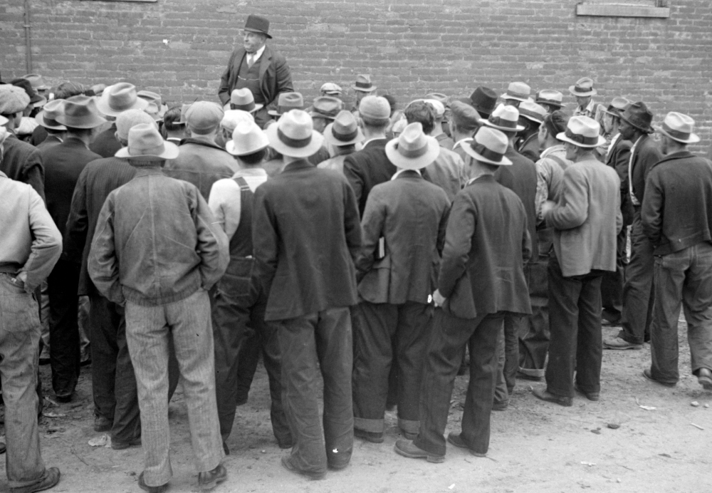 people attending medicine show in tennessee 1935 - Classroom Clip Art